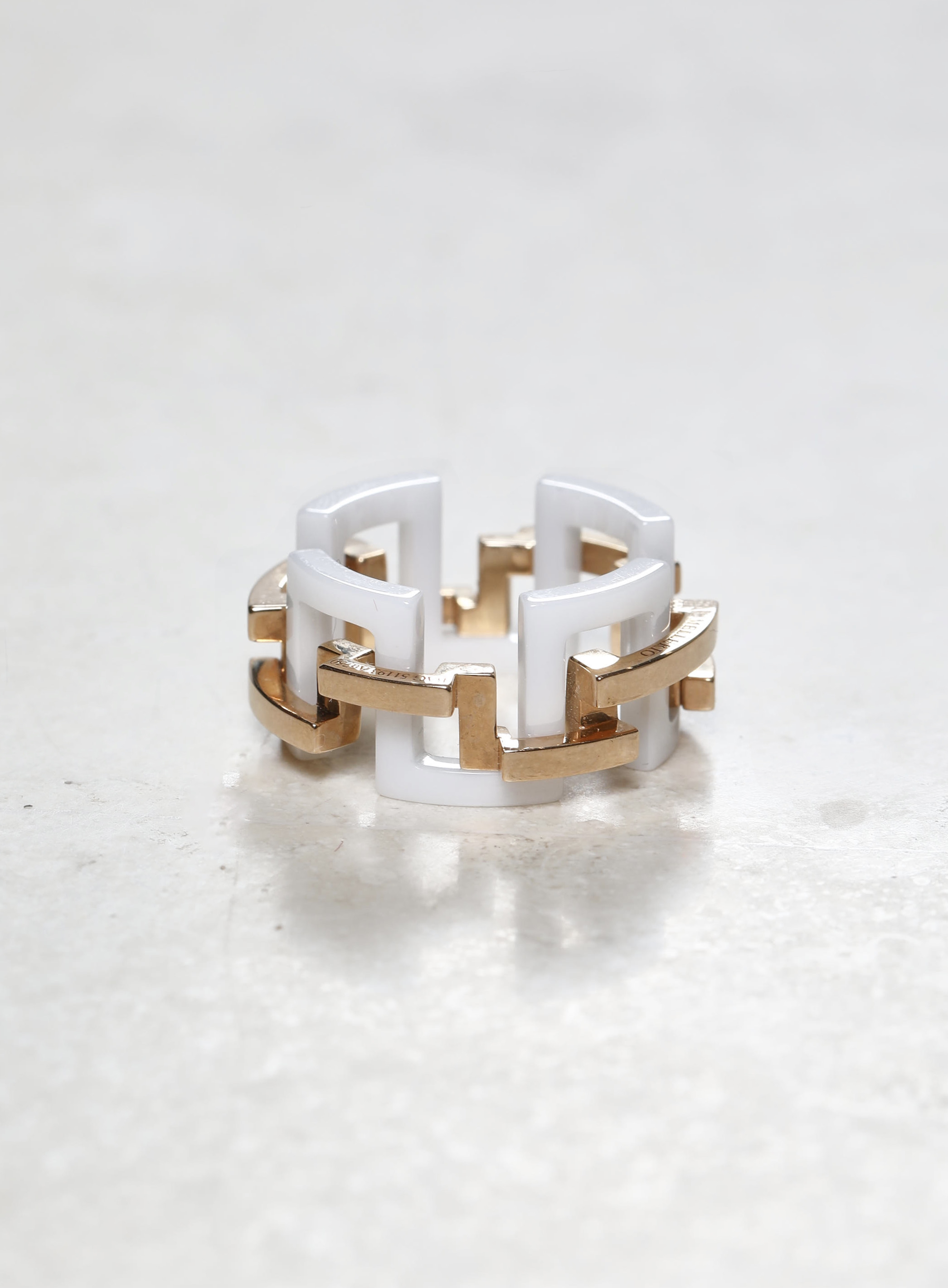 18k Rose Gold & White Ceramic Graphic Ring| Authentic & Vintage | ReSee