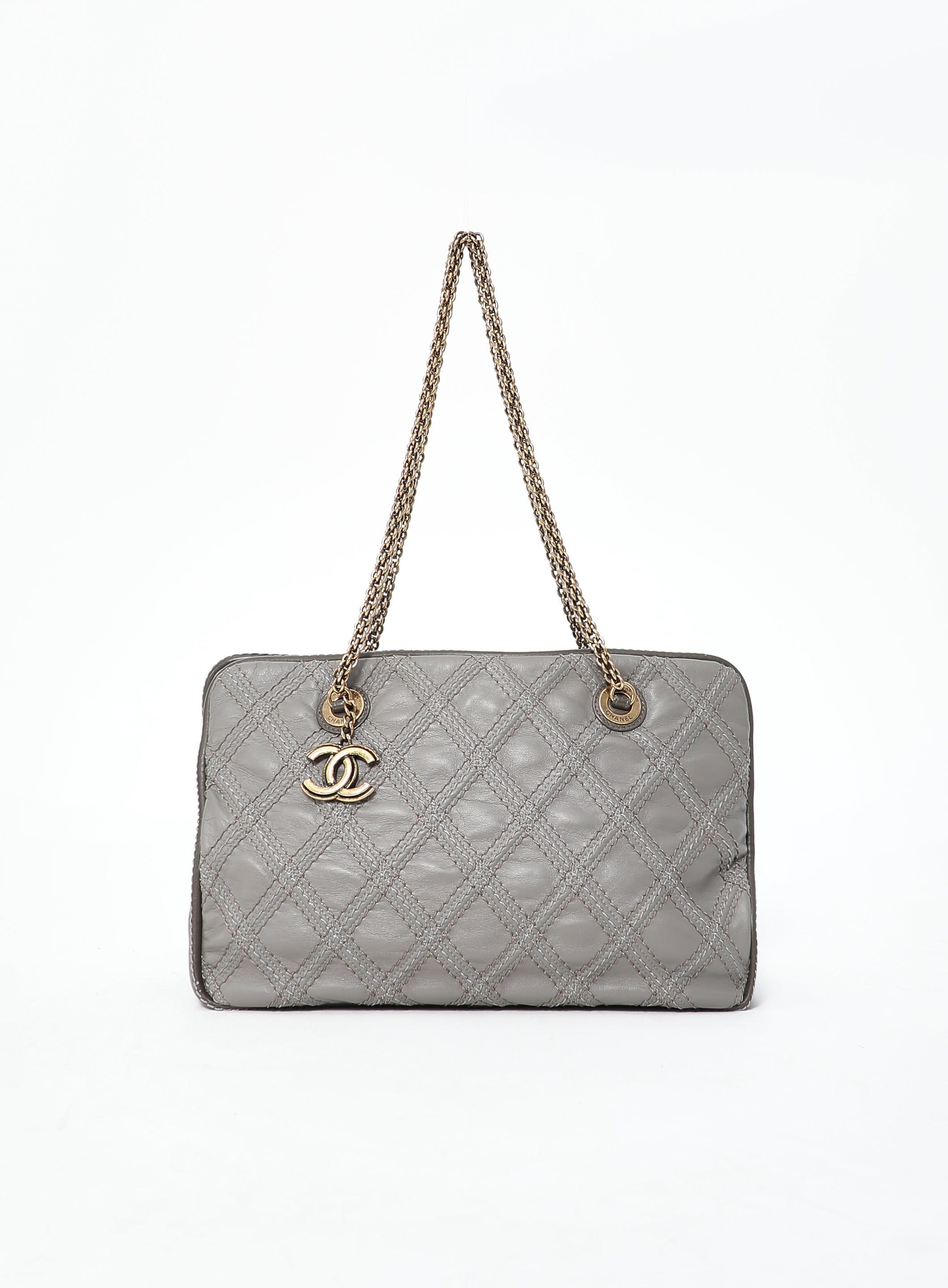 Triptych Quilted Shoulder Bag | Authentic & Vintage | ReSee