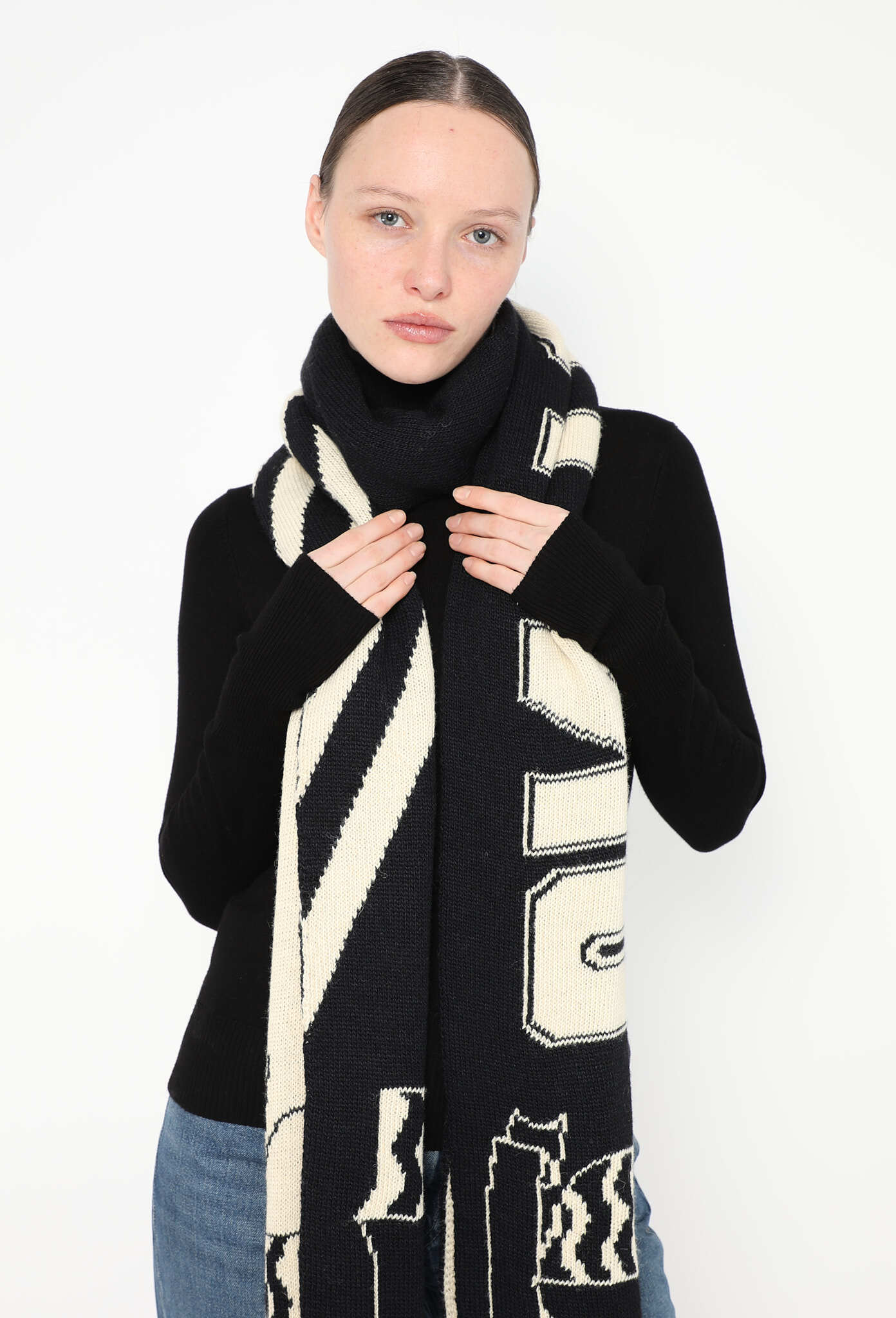 S/S 2018 United Knit Scarf | Authentic & Vintage | ReSee