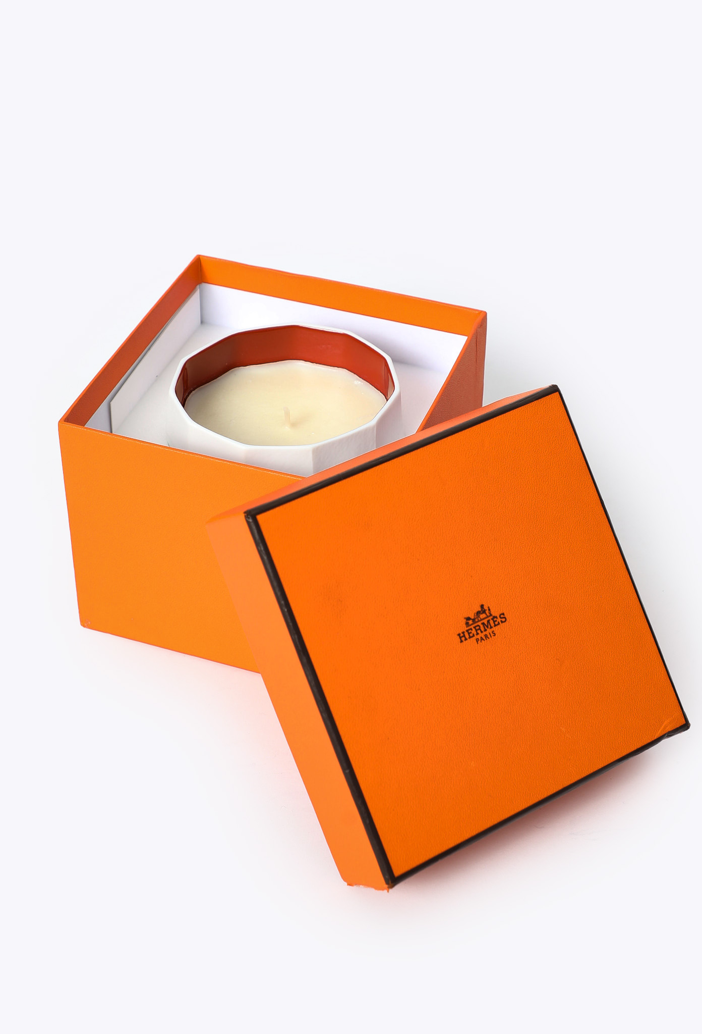 'À Cheval' Porcelain Candle - Hermès | ReSee