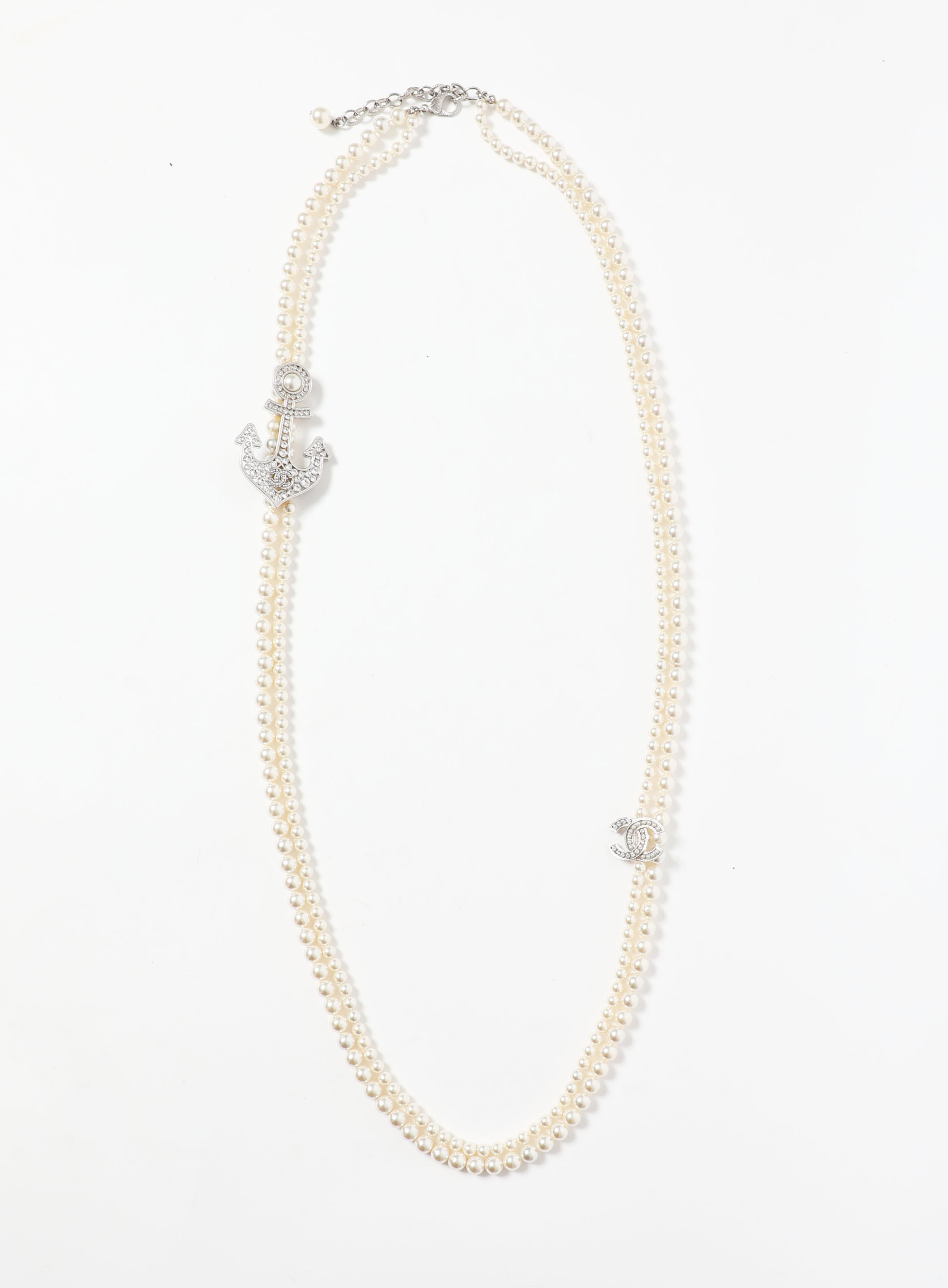 2018 Strass Anchor Pearl Sautoir | Authentic & Vintage | ReSee