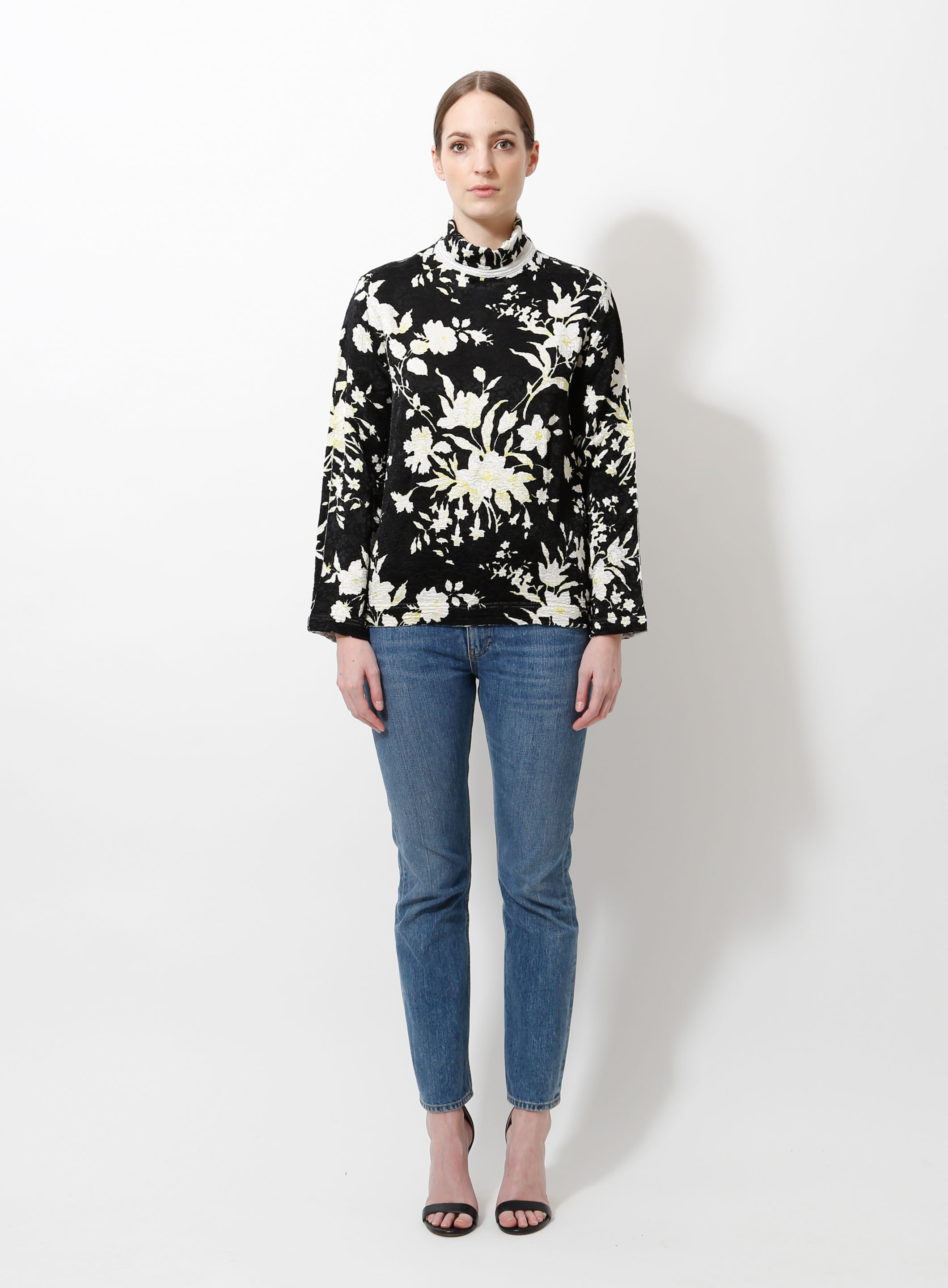 2015 Floral Embroidered Top | Authentic & Vintage | ReSee